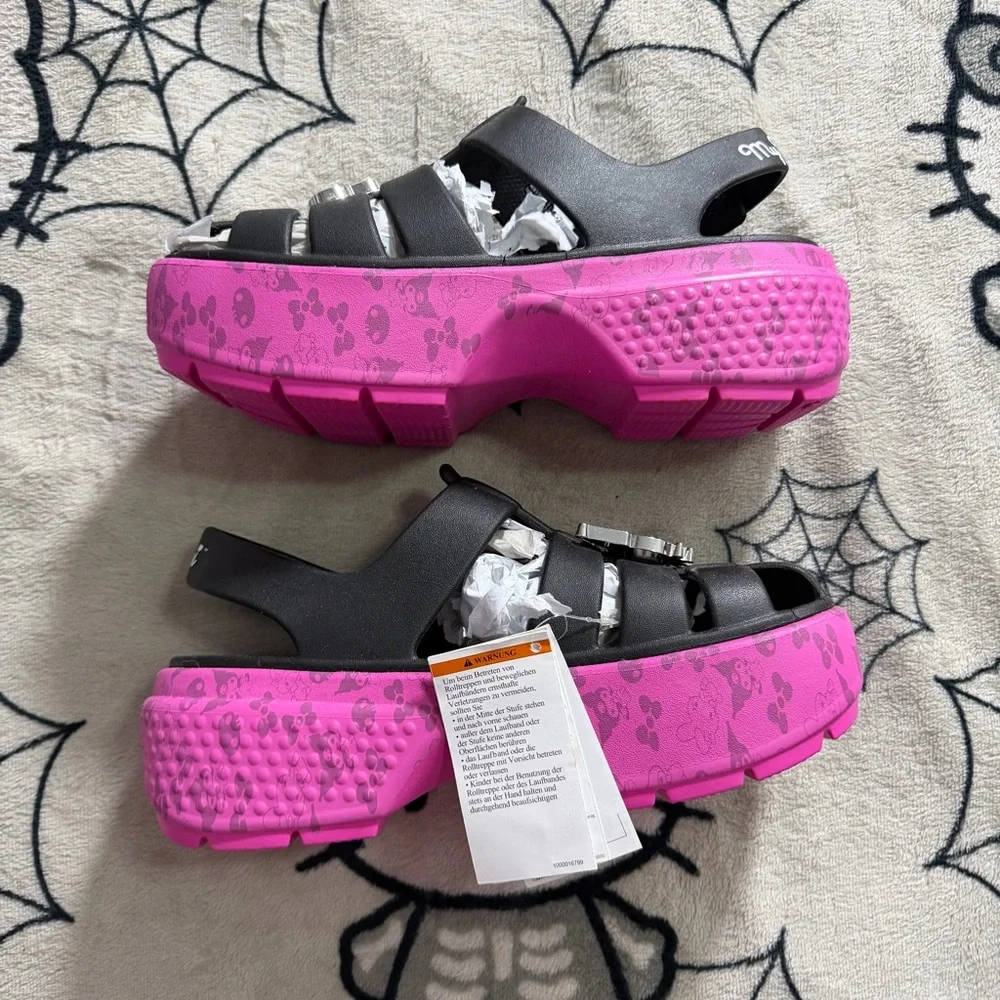 CROCS | Shoes | Crocs Sanrio Black And Pink Platform Sandals Kuromi And ...